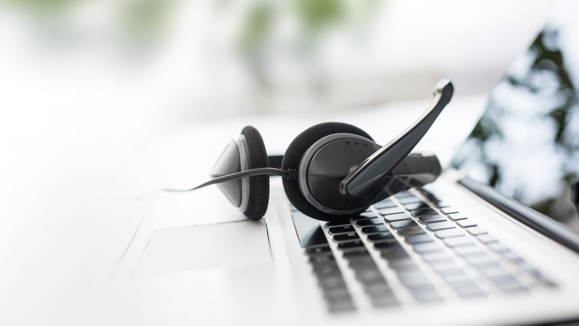 Understanding How Technology Builds Stronger Customer Support 